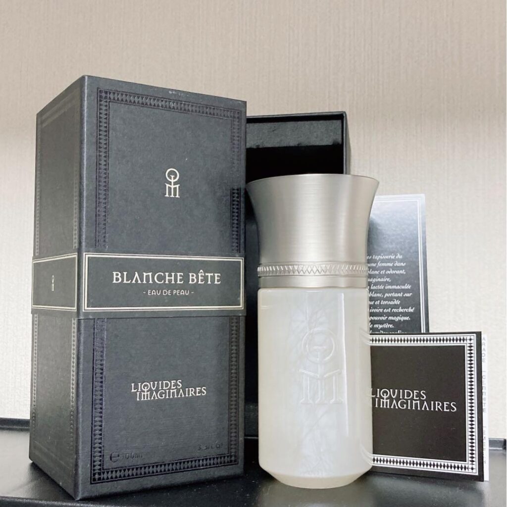 Blanche Bête Perfume: Fragrance Journey from Girl to Woman